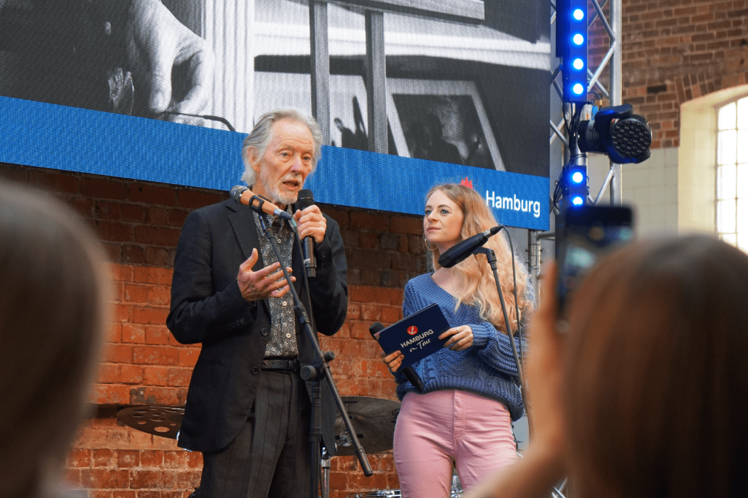 An Interview with Klaus Voormann - The Beatles Story